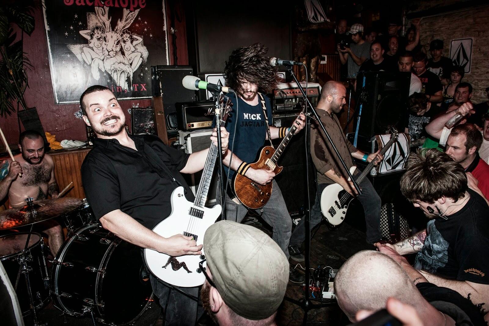 Rock’n’Roll Circus: Heavy, Raw Metal