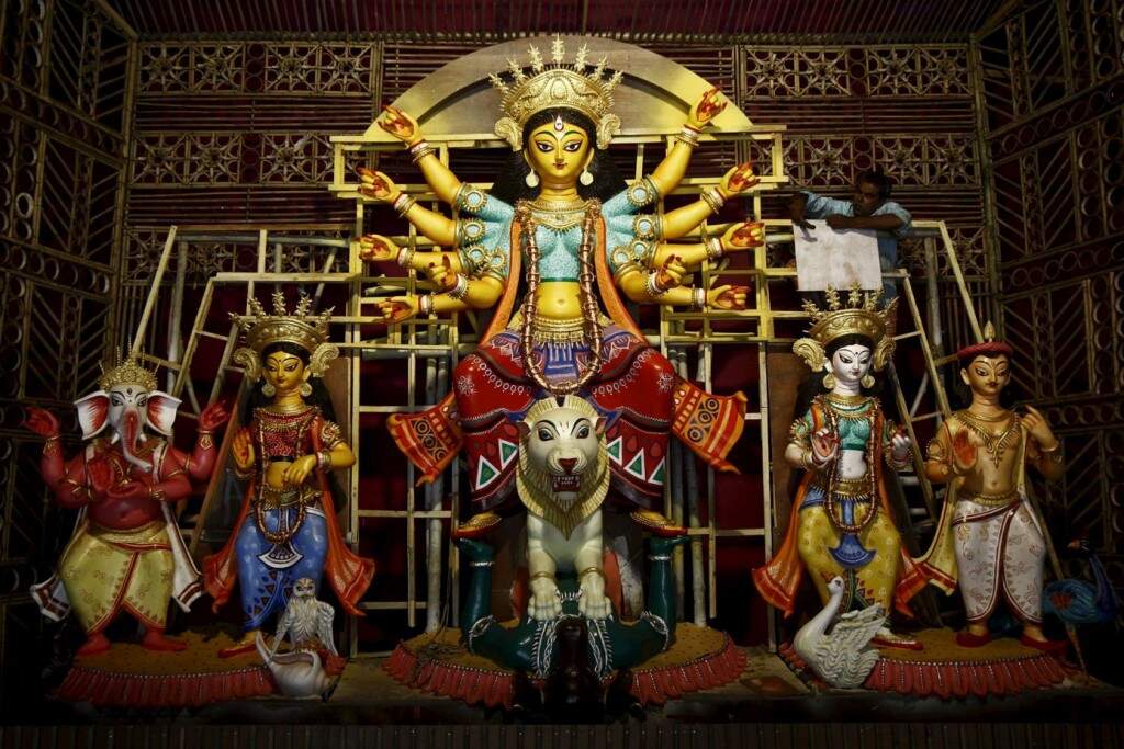 Shubho Pujo: 50 shades of Durga