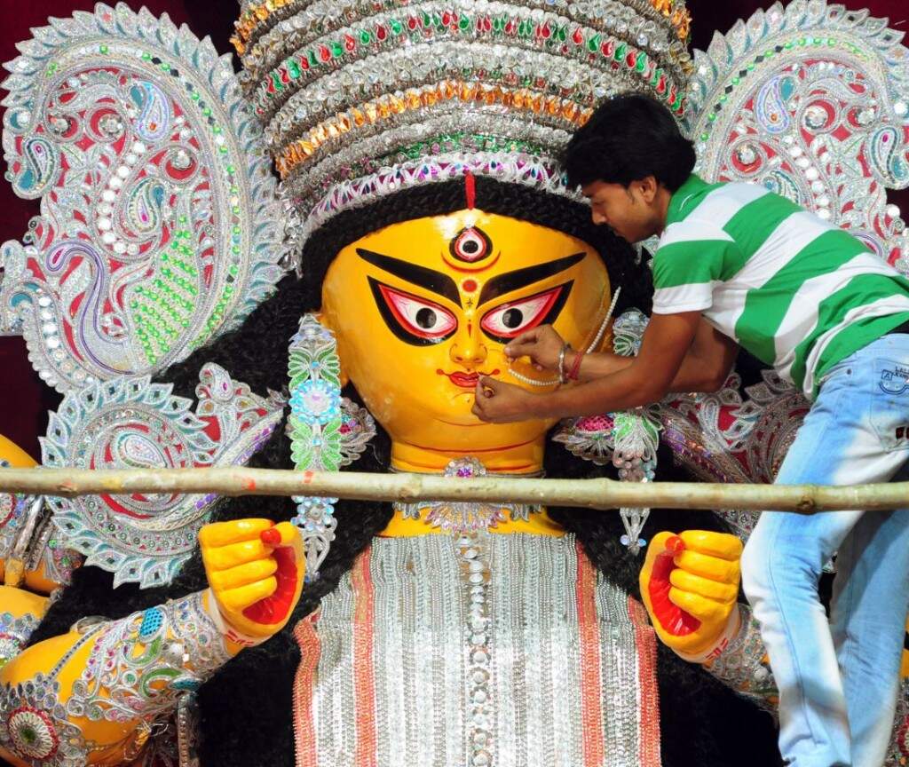 Shubho Pujo: 50 shades of Durga