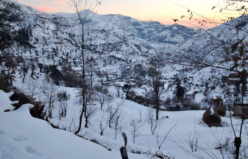 15 stunning photos of north India covered in snow