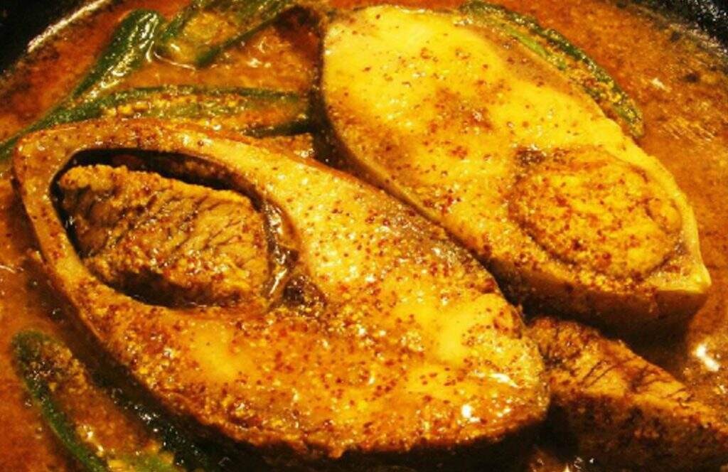 Romancing the Hilsa on a monsoon afternoon