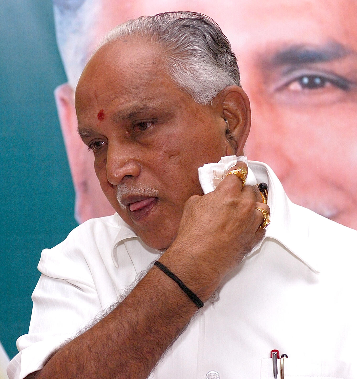 After defeat Yeddyurappa innocently makes us smile