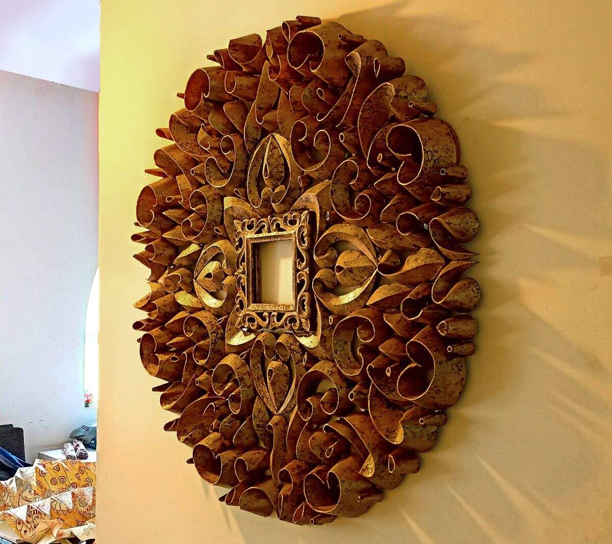 Ankon Mitra Frames the Frame