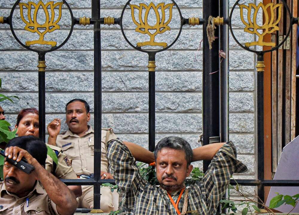 CongNataka: Local pitch, rural vote script win