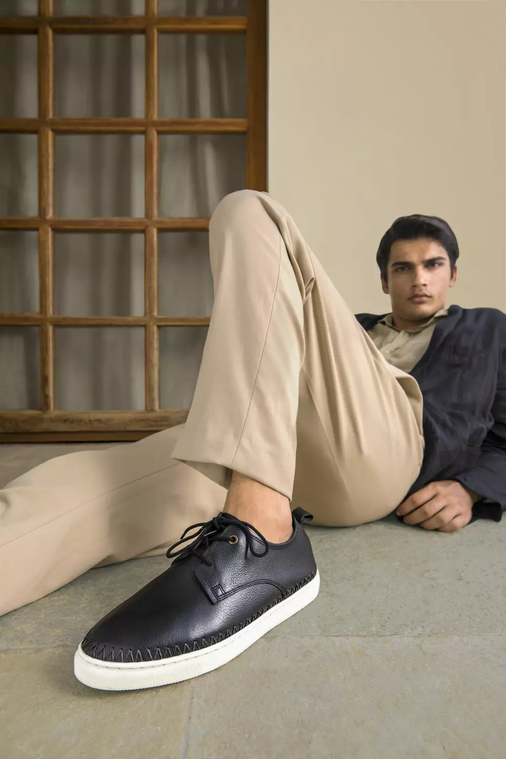 Put your best fashion foot forward with Hidesign shoes - Times of India