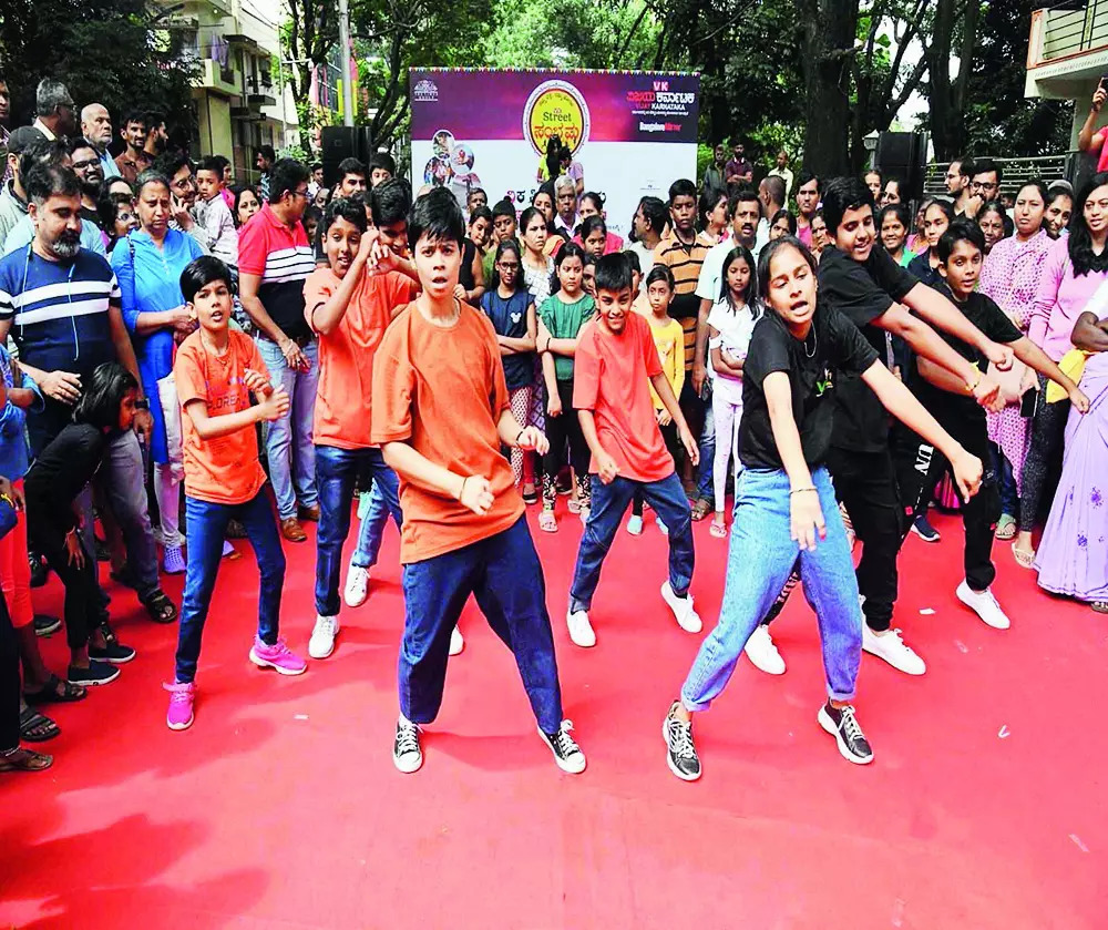 vk street sambhrama: Reclaiming the streets: Vijay Karnataka Street ...