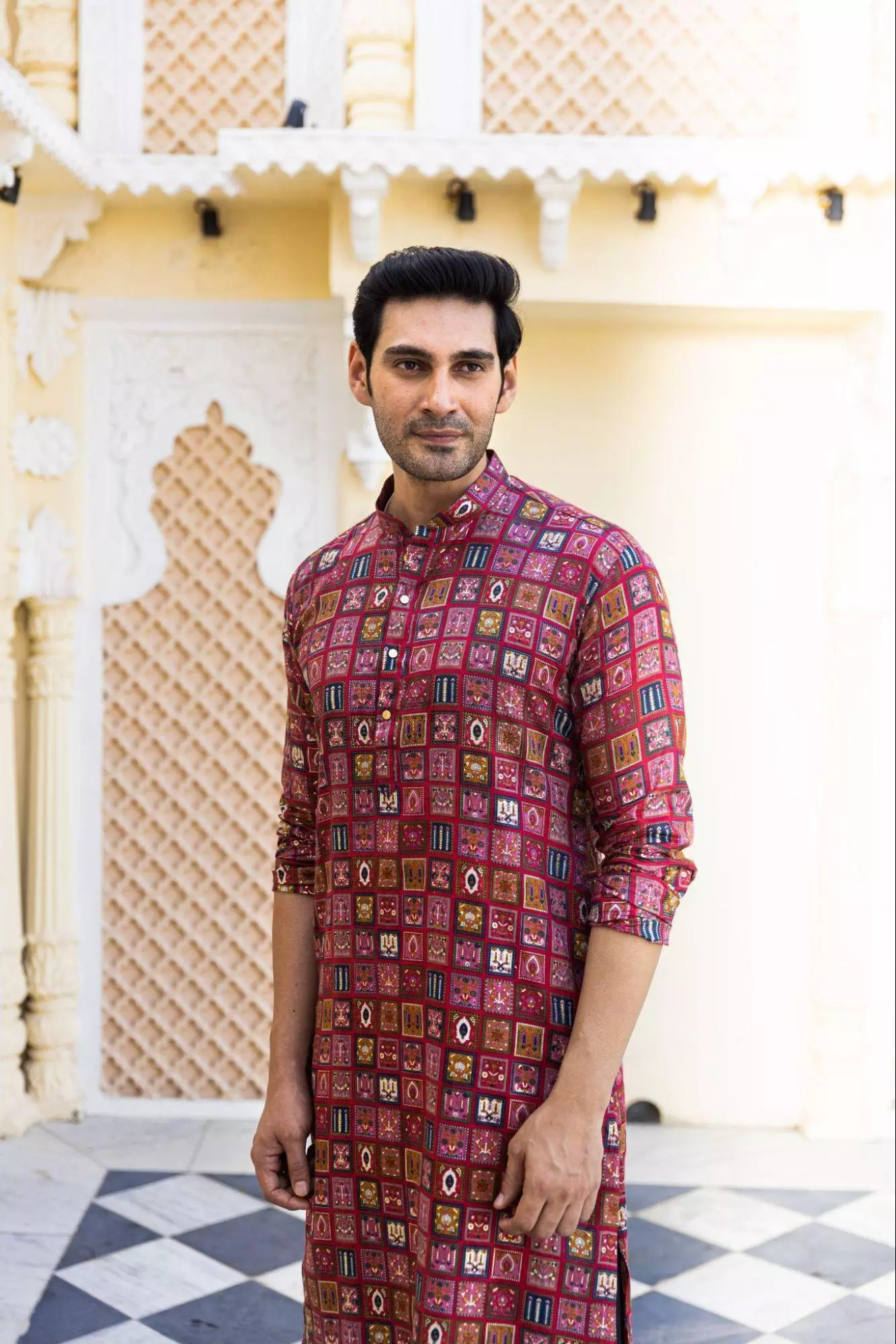 All men out there, get Garba-ready with trendy kurtas from Myntra Big ...