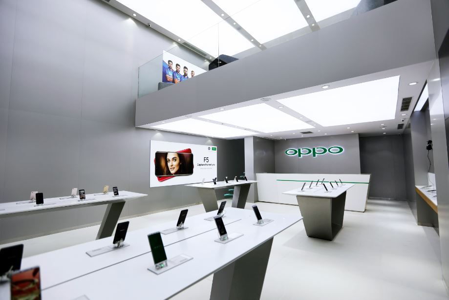Adv: Bengaluru gets a new OPPO store and people couldn't be more ...
