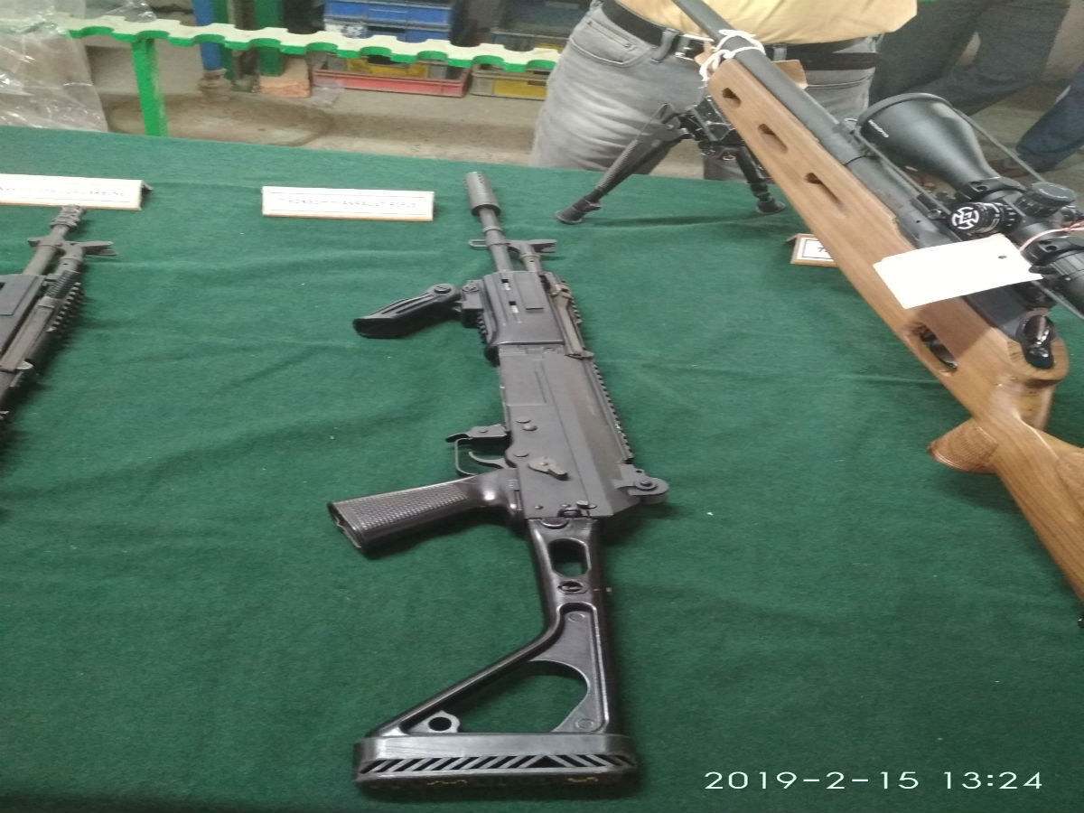 Army orders US assault rifles even as RFI offers its own version at a ...