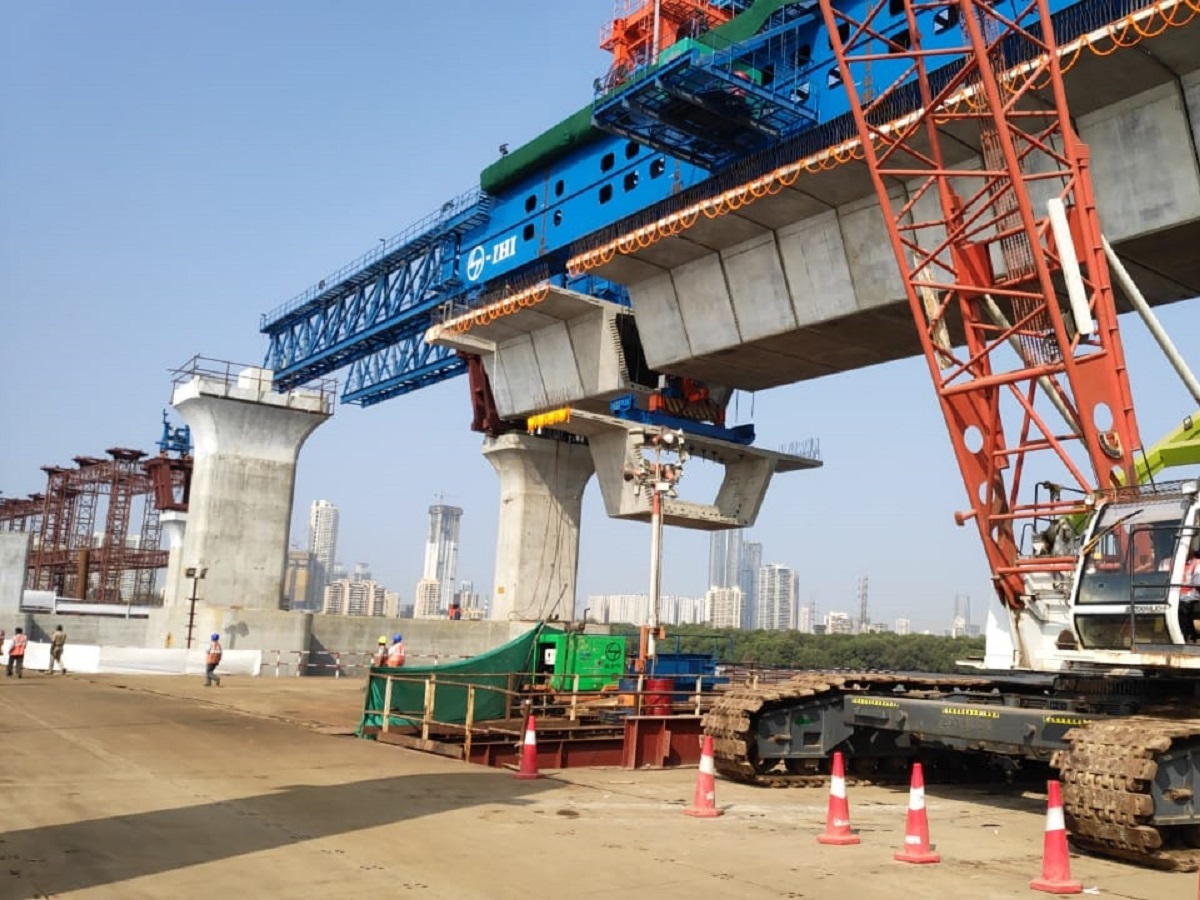 Watch: Uddhav Thackeray launches the first girder of Mumbai Trans ... Watch: Uddhav Thackeray launches the first girder of Mumbai Trans ...