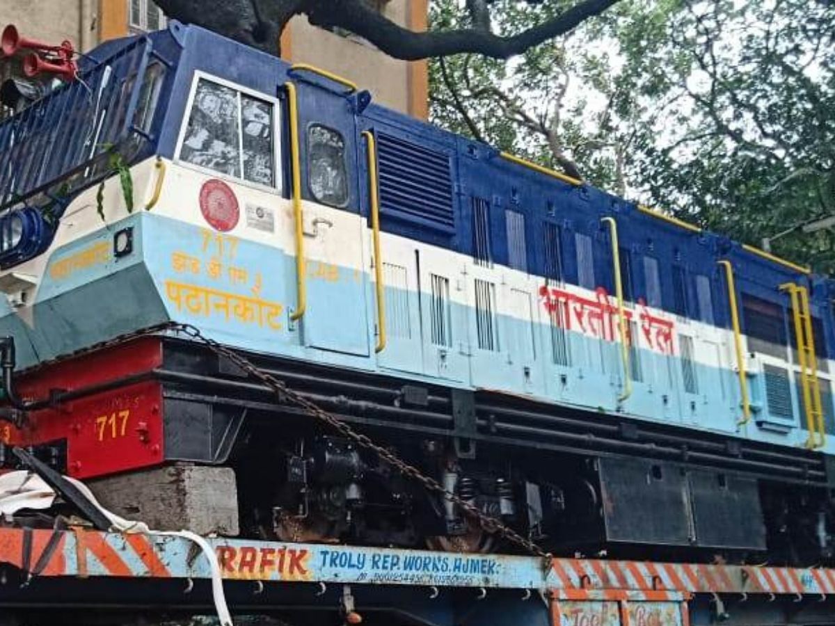 Parel workshop-made first ZDM3 loco to run in Kangra Valley