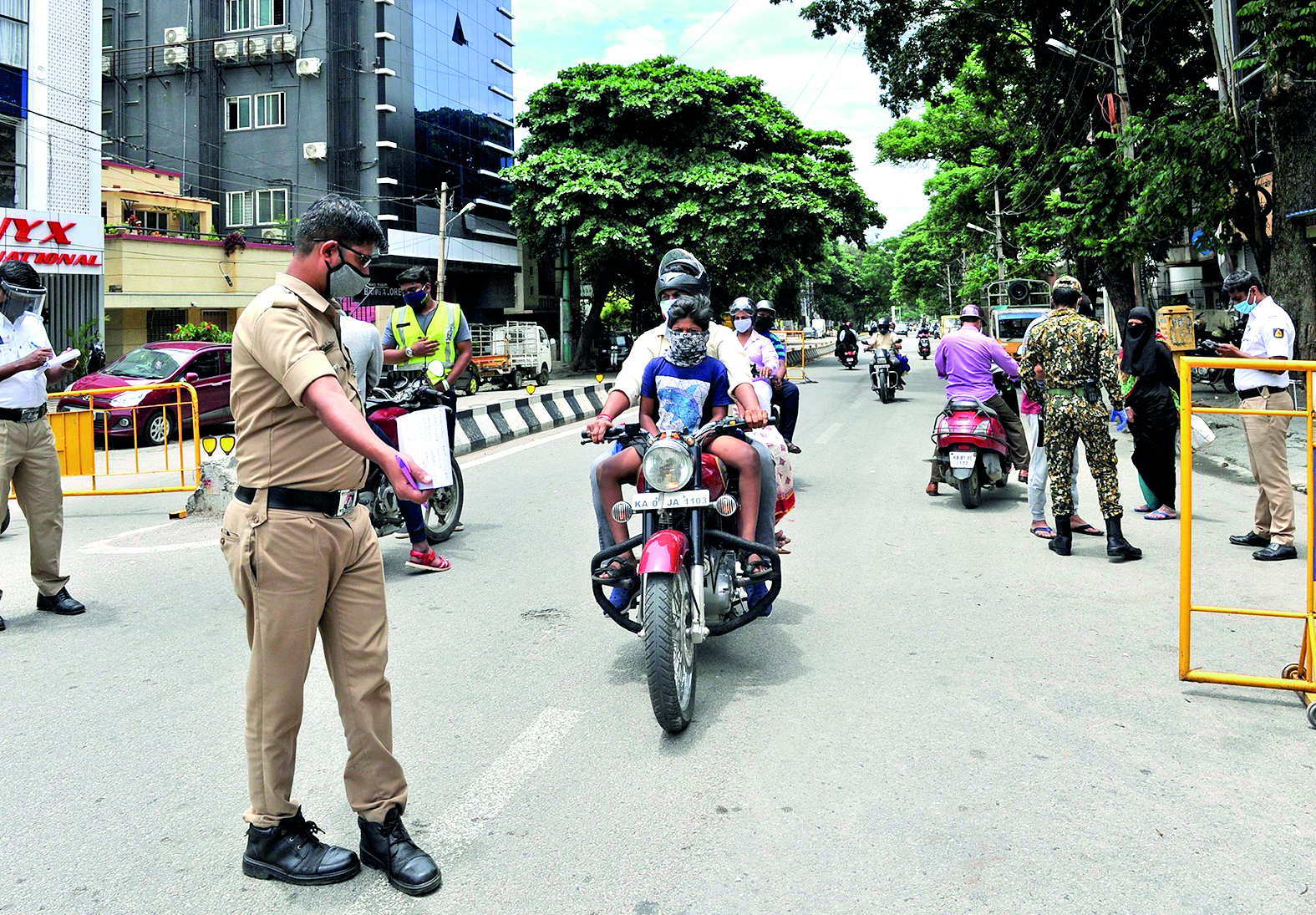 BBMP ropes in marshals to guard covid centres