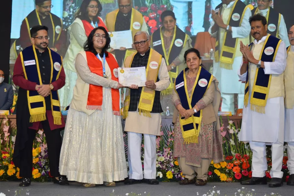2000+ degrees awarded to the 2021 batch of students at Manav Rachna ...