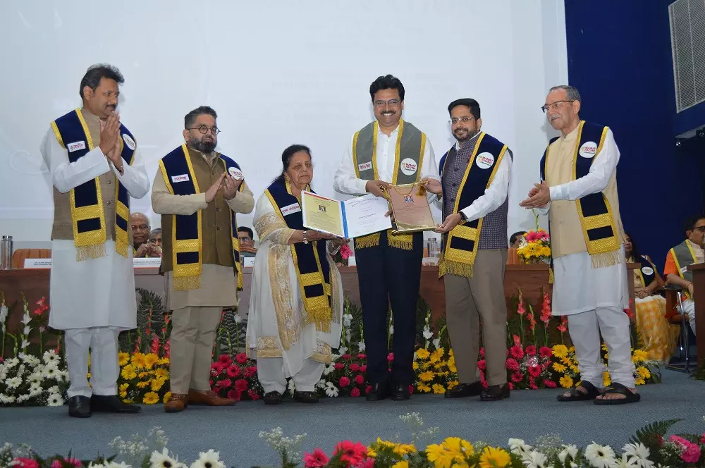 Students of NAAC A++ accredited Manav Rachna enjoy a momentous ...