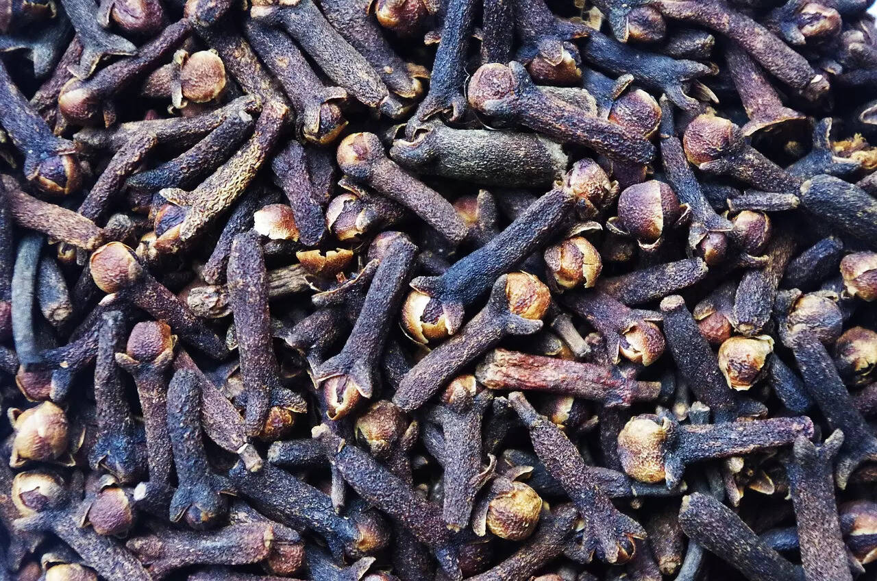 7 Effective Ways To Use Cloves For Quick Weight Loss