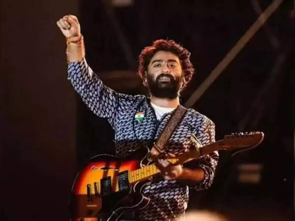 Was Arijit Singh Unhappy About Singing Ghar Kab Aaoge In Border 2 ...