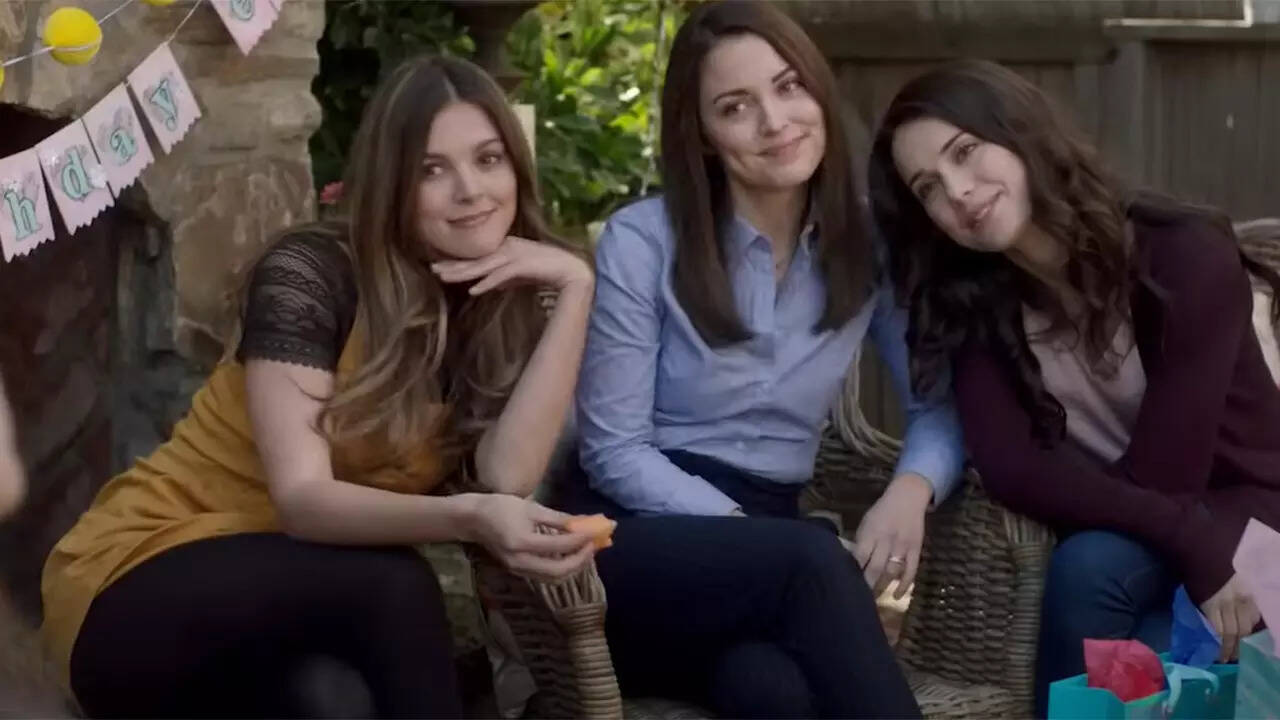 The Baxters Web Series: Review, Trailer, Star Cast, Songs, Actress Name ...