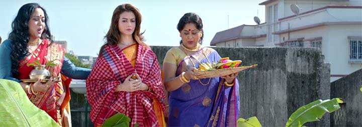 Ghare & Baire Movie User Reviews & Ratings | Ghare & Baire (2018 ...