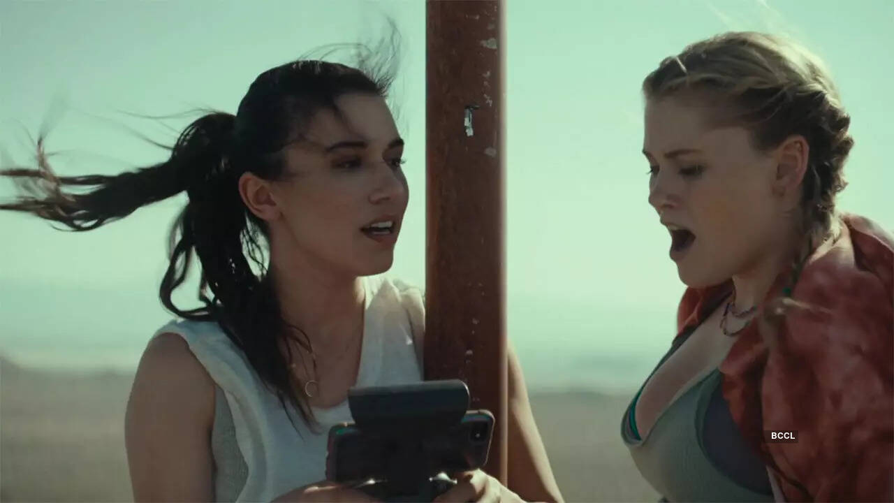 Fall Movie User Reviews & Ratings | Fall (2022) | Times Of India