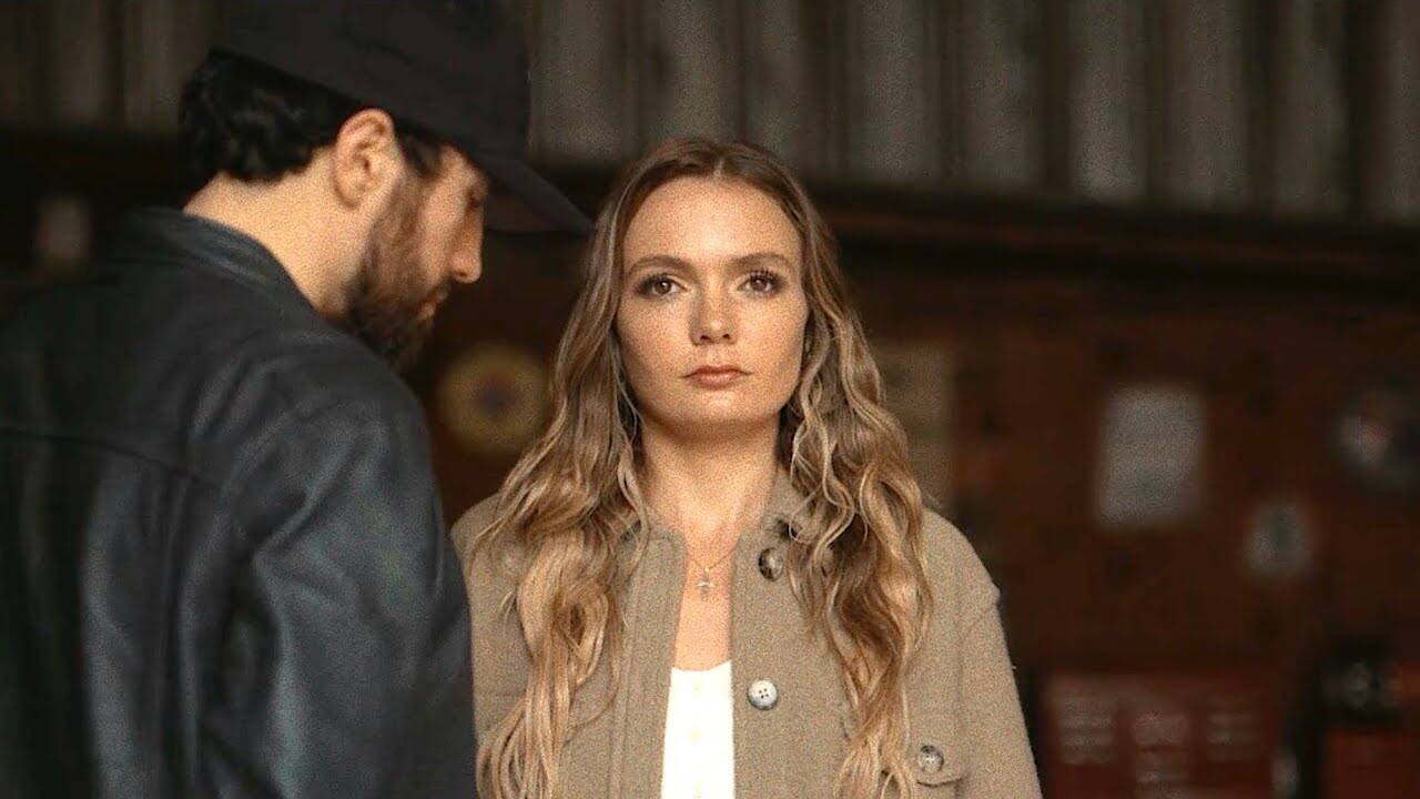 Watch Latest English Official Music Video Song 'Leaving' Sung By Gawne