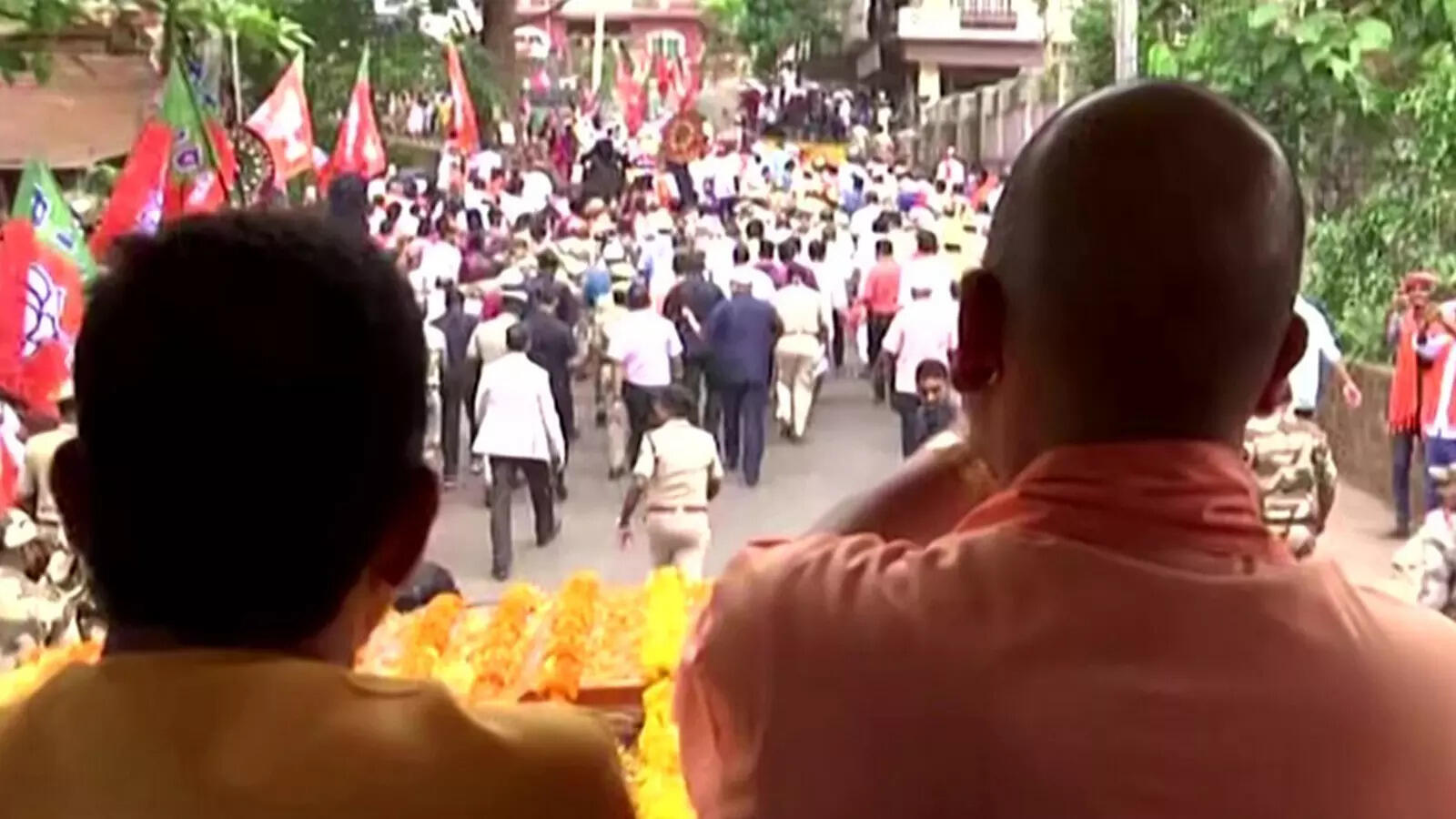 Karnataka Polls: UP CM Yogi Adityanath holds roadshow in Puttur