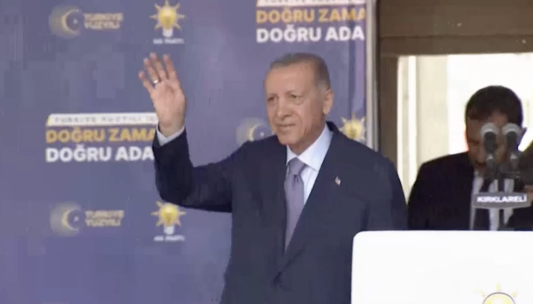 Turkish President Erdogan seeks third decade in power