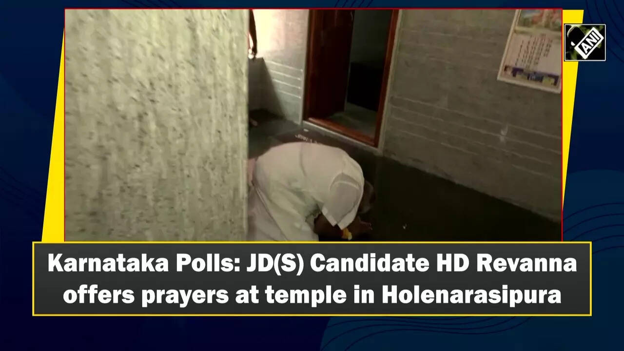 Karnataka Polls: JD(S) Candidate HD Revanna offers prayers at temple in ...