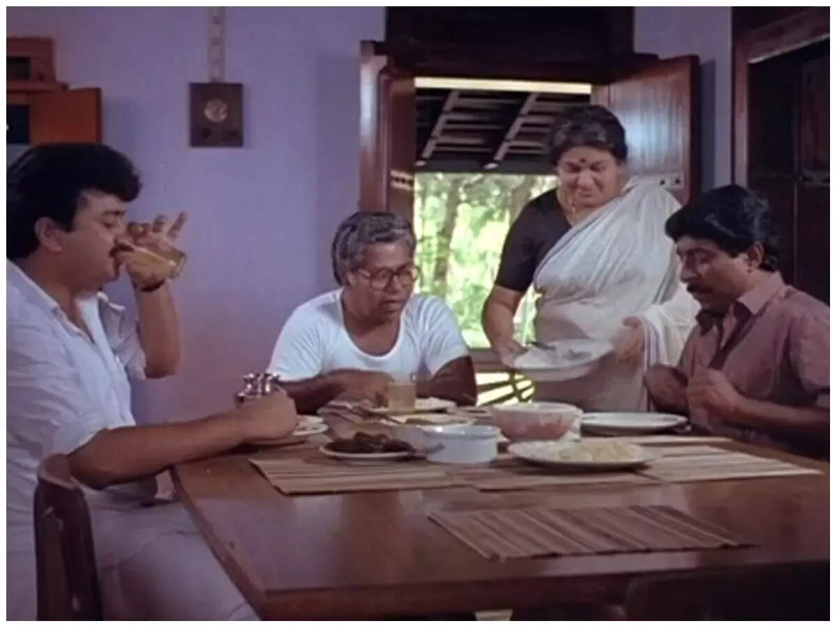 Sandesham’ to ‘Ponmuttayidunna Thaaravu’: Classic movies that stood the ...