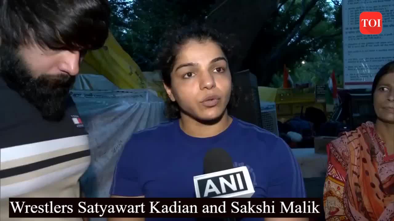 Wrestlers protest: We have received support from women across the ...