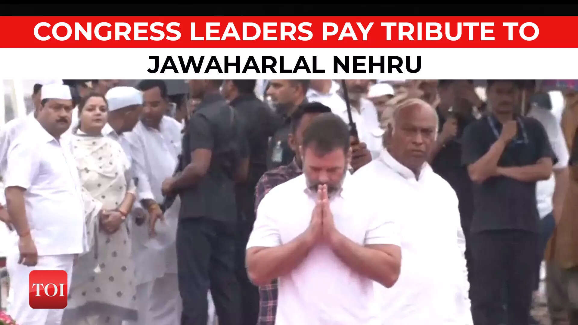 Mallikarjun Kharge, Rahul Gandhi, KC Venugopal pay tribute to ...