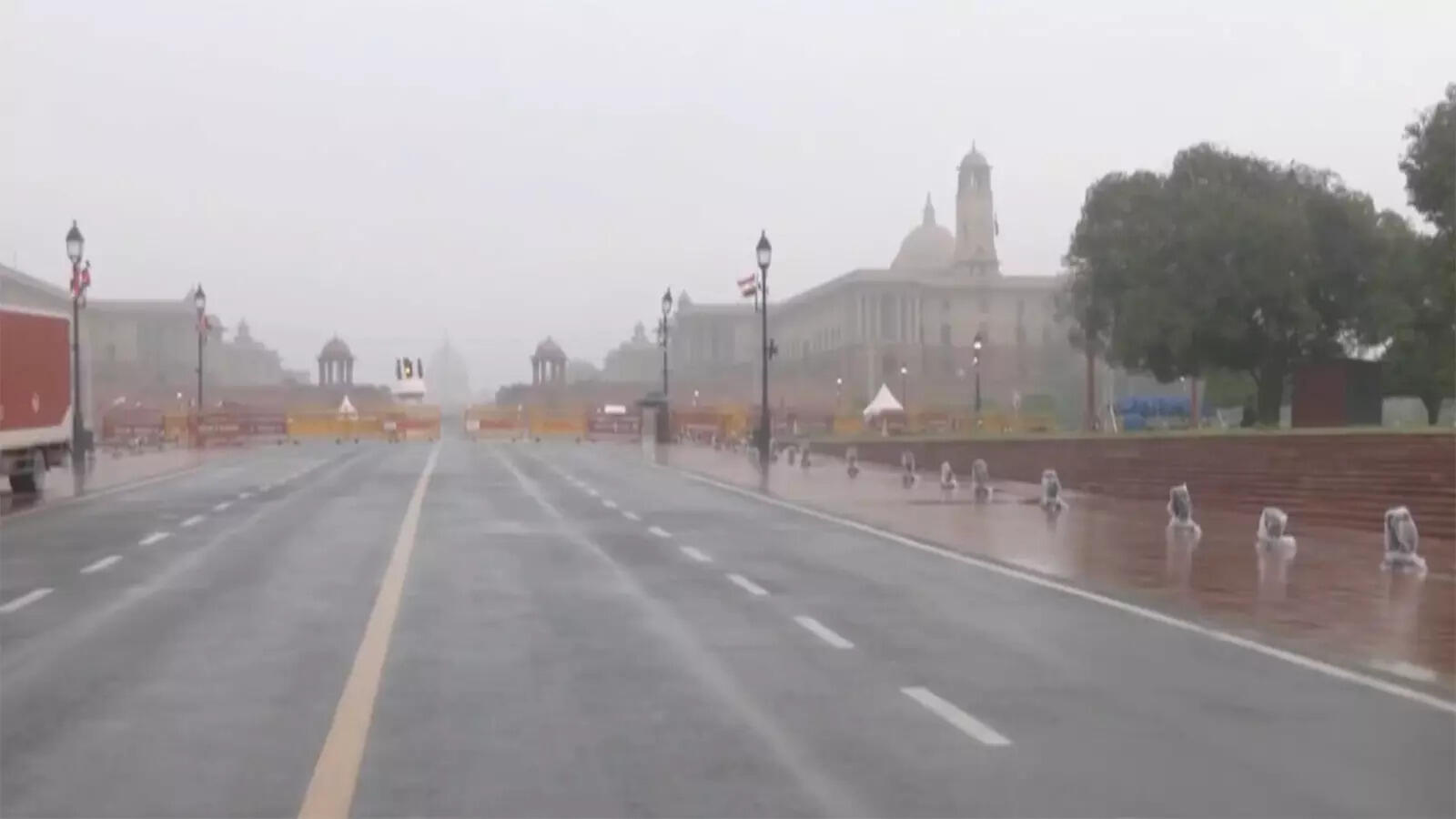 “Never seen before…” Locals after Delhi witnesses coolest weather in ...
