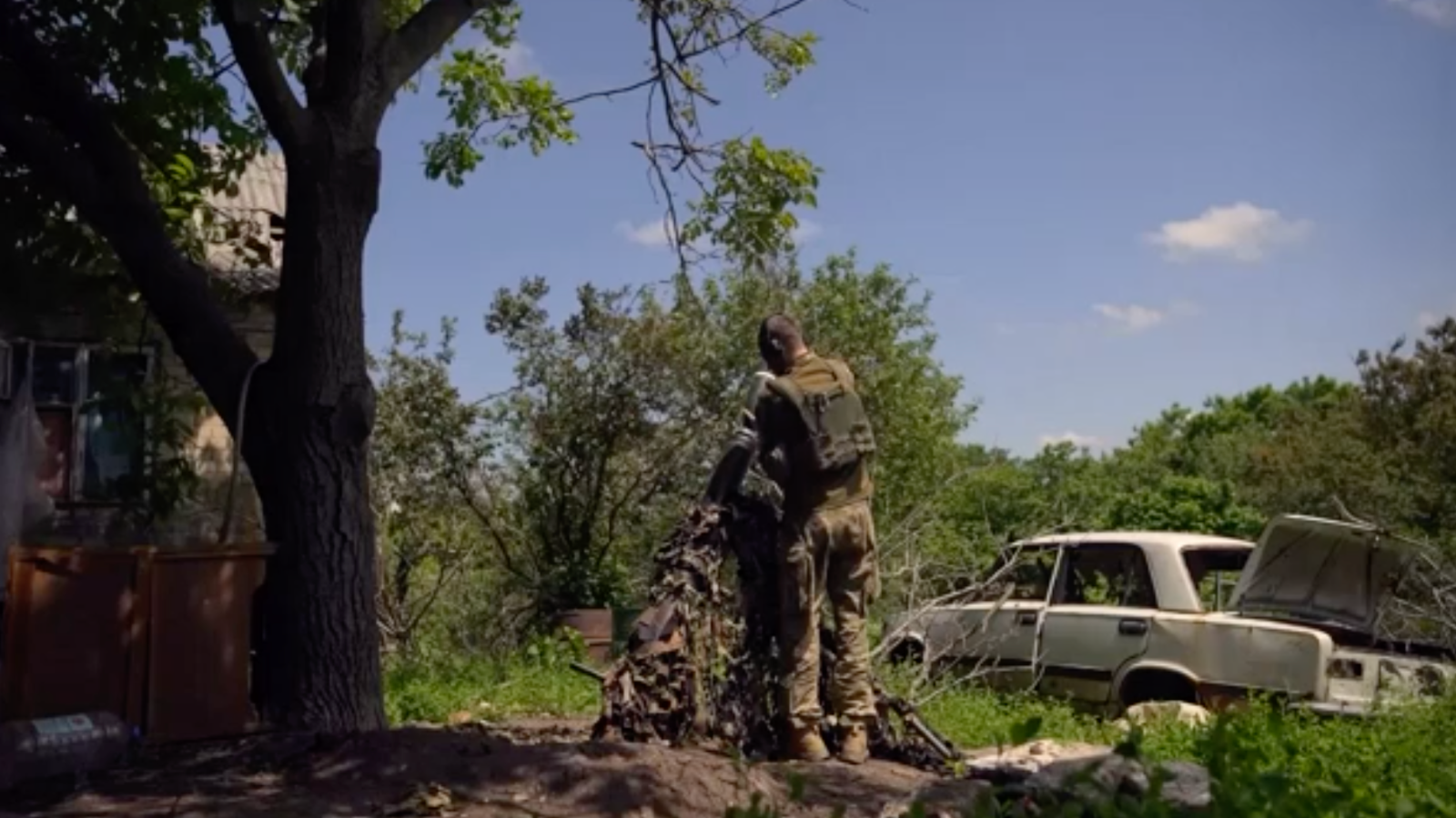 bakhmut: Ukraine defenders not retreating in Bakhmut fight