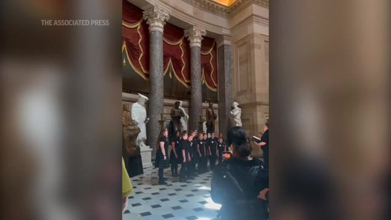 Washington Capitol Police stop a youth performance of the ‘Star ...