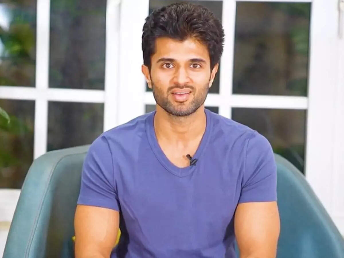 Varun Tej-Lavanya Tripathi begin their journey with blessings from Ram ...