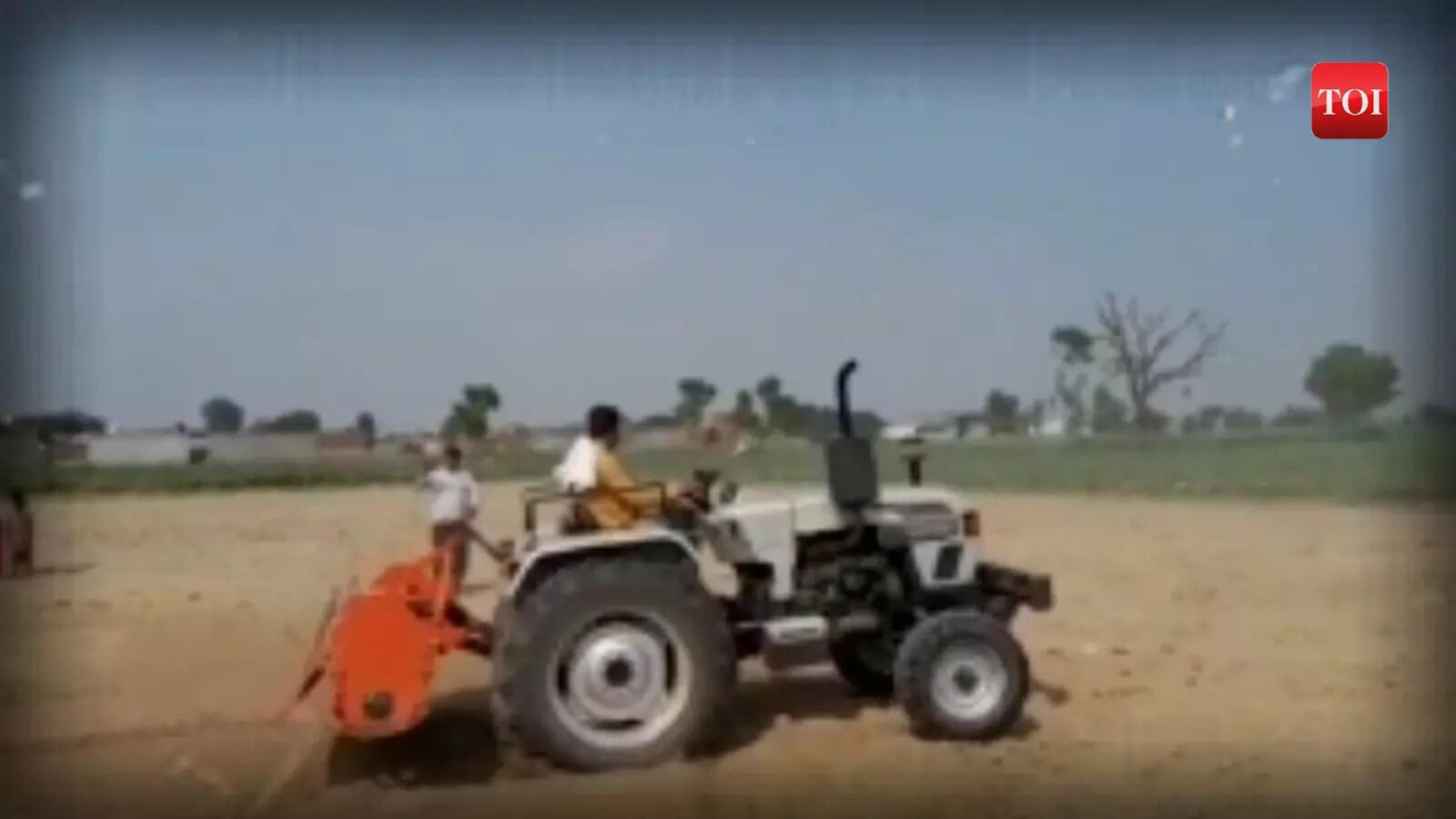 Tractor stunt goes wrong, driver dies while performing stunt in Meerut