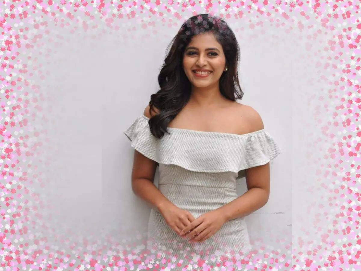 Happy birthday Anjali: Times when she captivated the audience with her ...