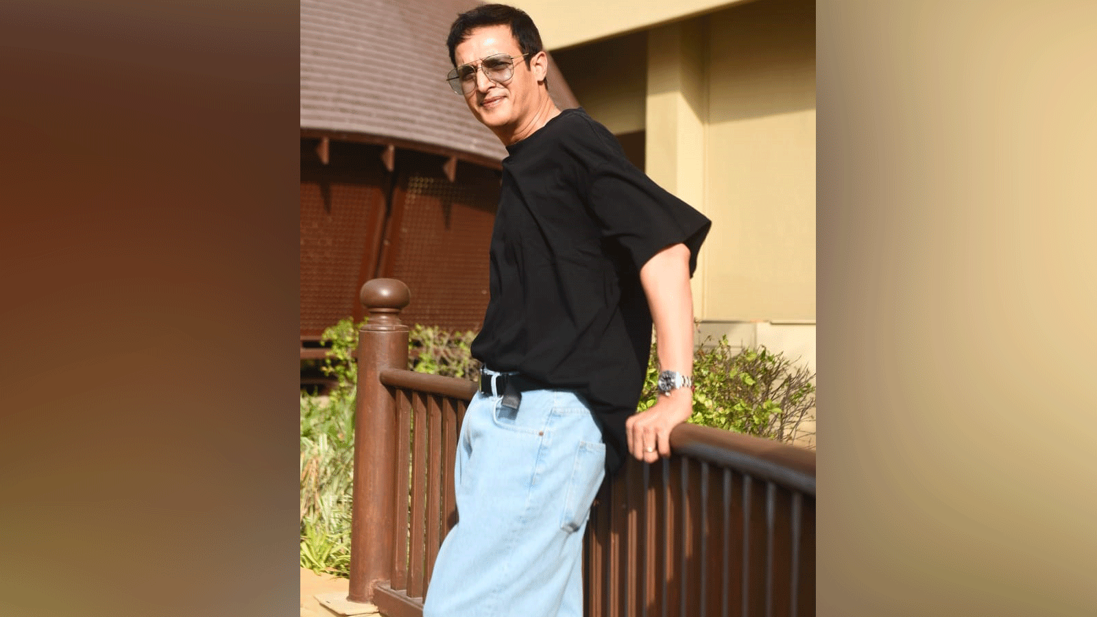 Jimmy Sheirgill poses for the shutterbugs