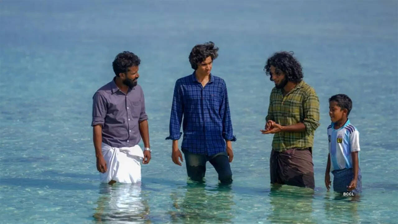 Flush Movie: Showtimes, Review, Songs, Trailer, Posters, News & Videos ...