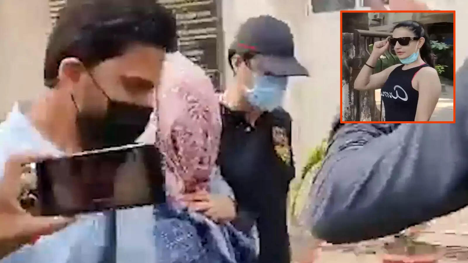 Ameesha Patel hides her face after surrendering before Ranchi court in connection with cheque ...