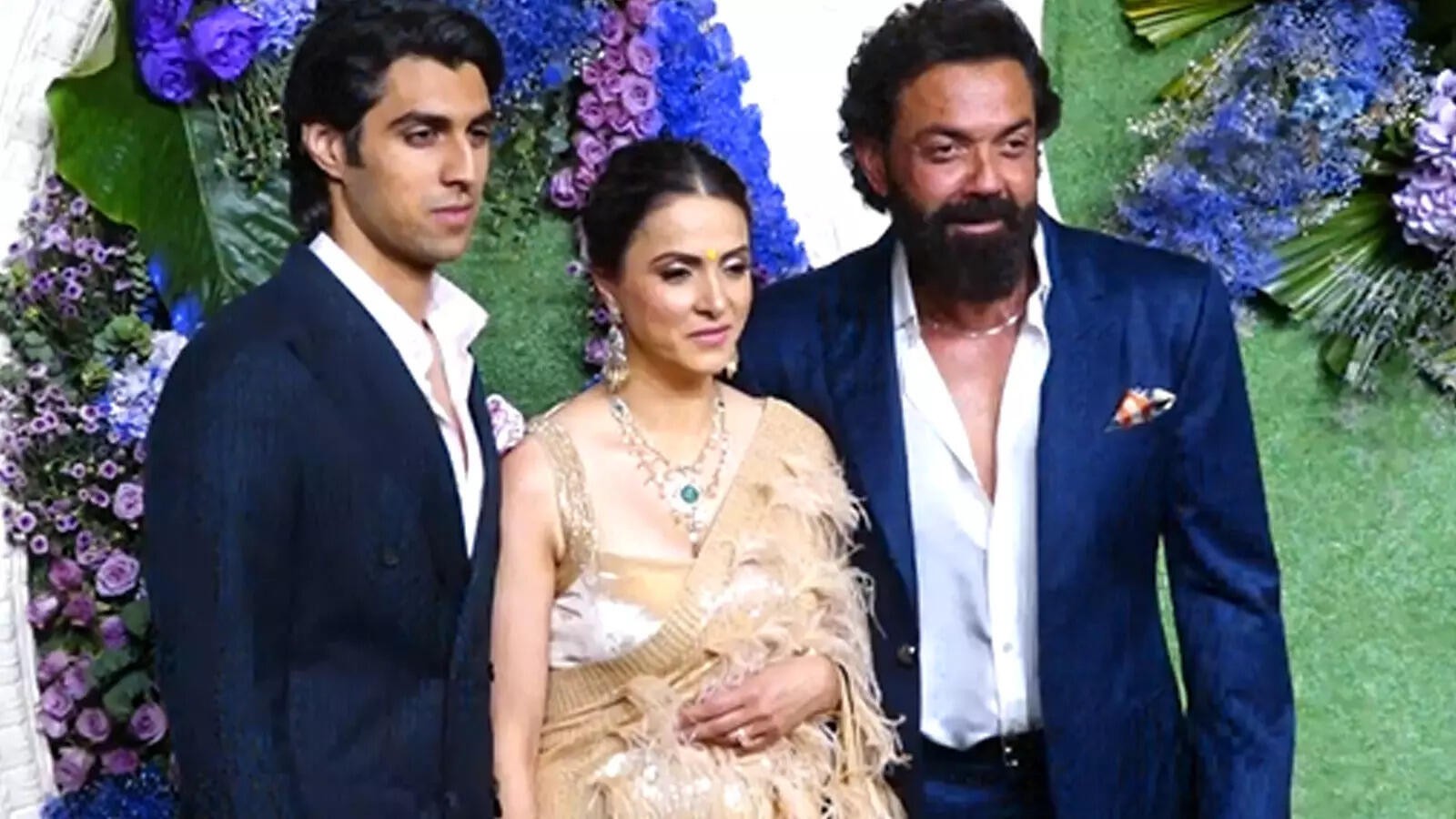 'Baba ki Jai ho': Bobby Deol and his wife Tanya Deol complement each ...