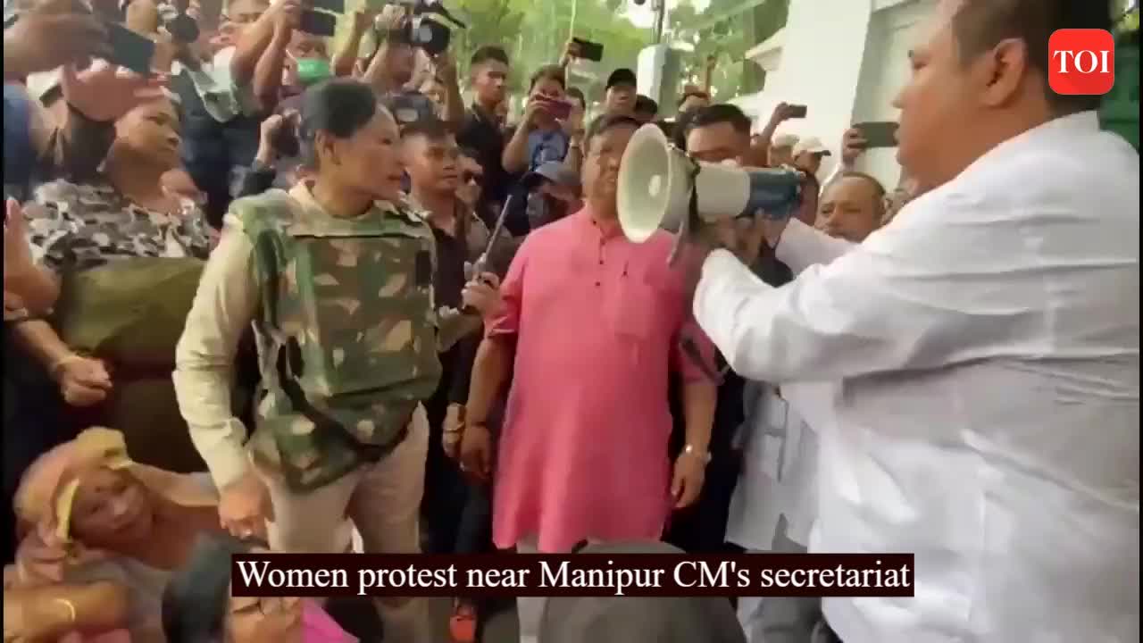 Women protest near Manipur CM's secretariat