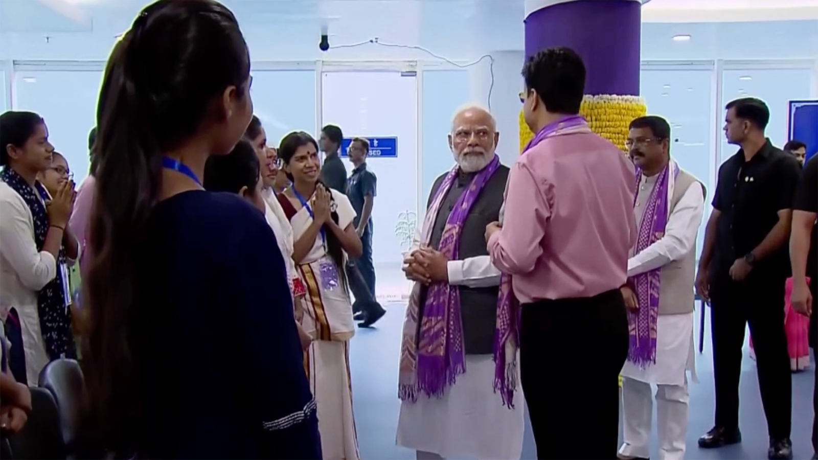 PM Modi visits Delhi University’s exhibition on their centenary ...