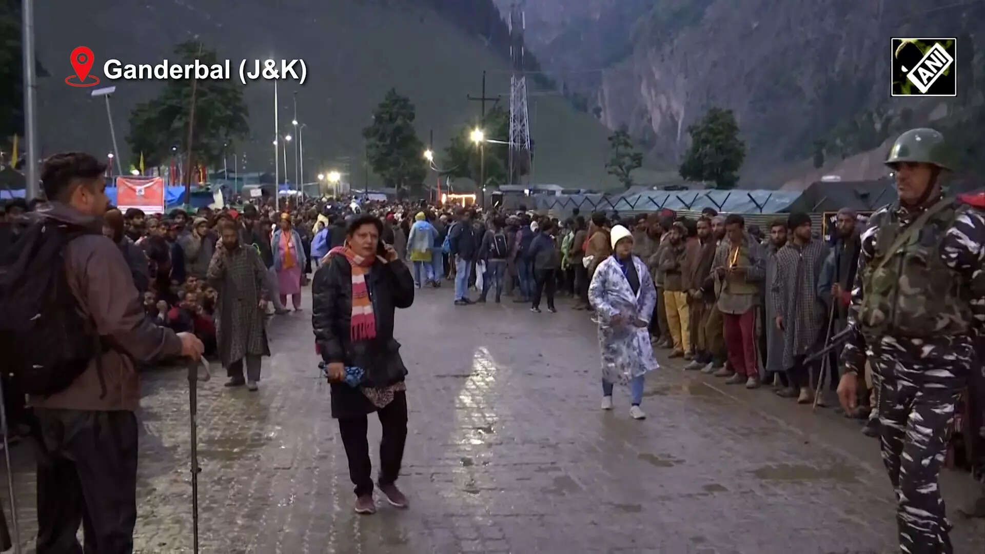Amarnath Yatra 2023: First batch of pilgrims begins journey towards ...