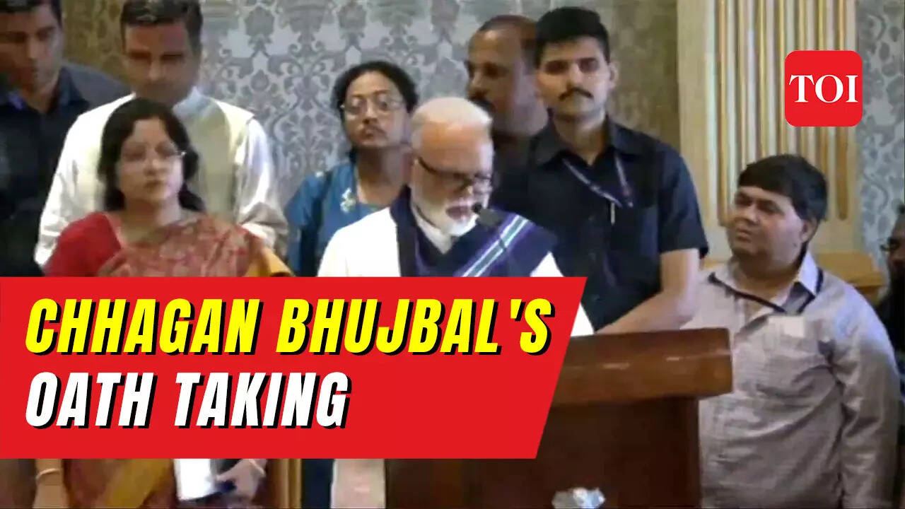 Senior NCP leader Chhagan Bhujbal takes oath as minister in the Shinde cabinet in Raj Bhavan on ...