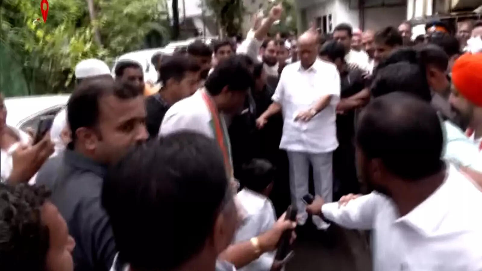 Maharashtra Political Crisis: NCP President Sharad Pawar leaves YB Chavan Centre amid heavy ...