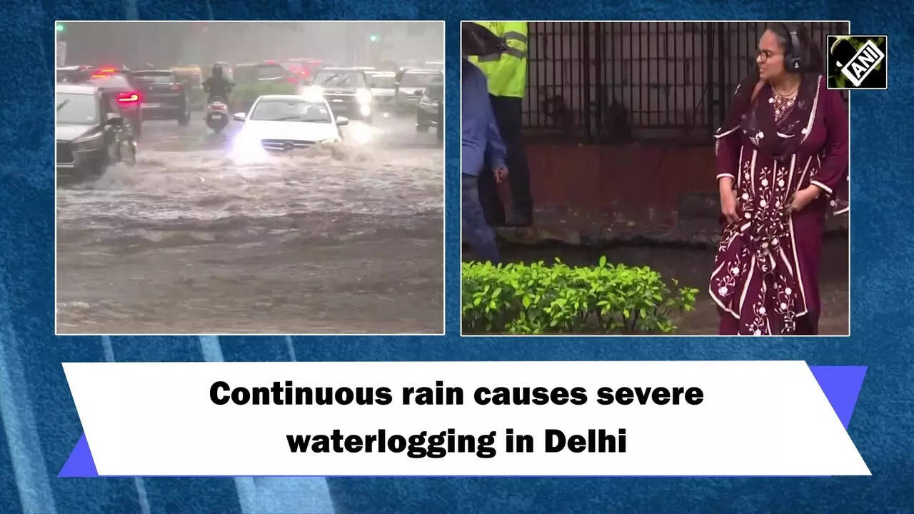 Continuous rain causes severe waterlogging in Delhi
