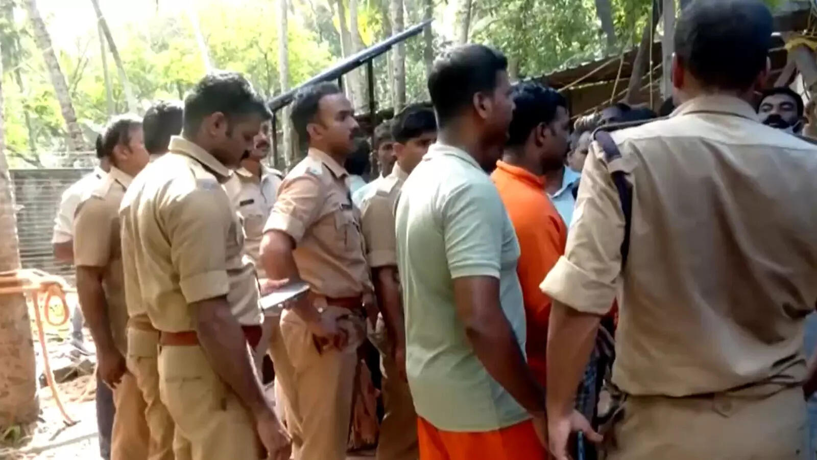 Kerala: Rescue operation for man trapped inside well “successfully ...