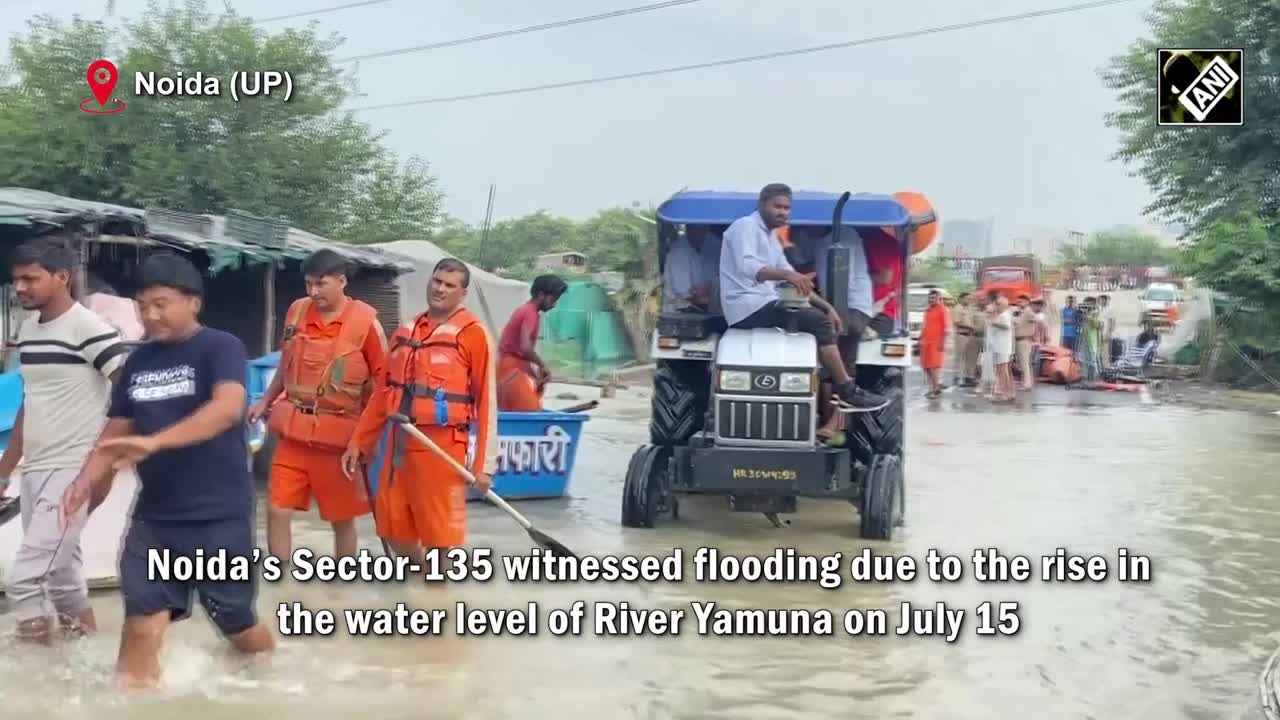 UP: NDRF continues rescue operations in flood-affected Noida’s Sector-135