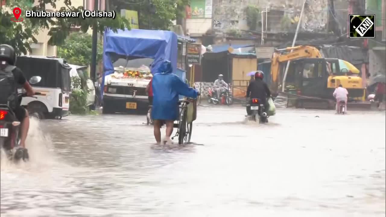Odisha: Waterlogging in several parts of Bhubaneswar after heavy rainfall