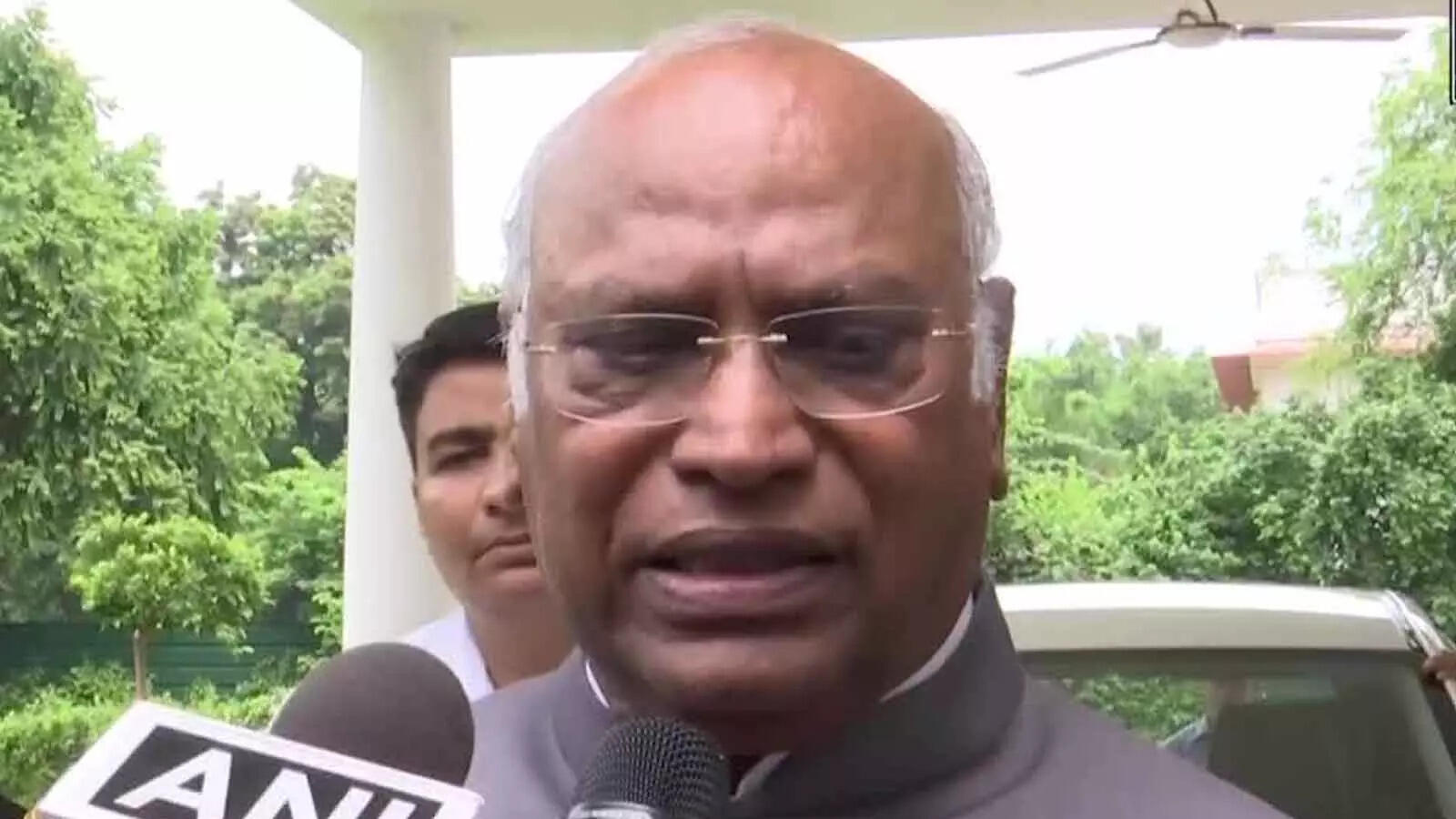 “Not about one person …” Congress Prez Kharge on compromising state units’ interests over Delhi ...
